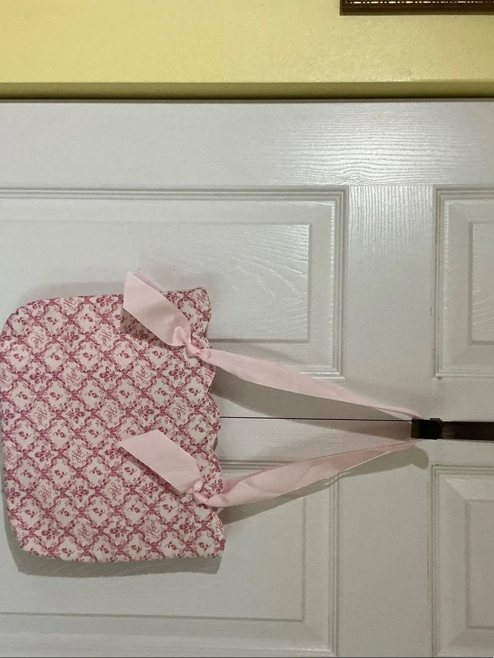 Longaberger | Bags | Longaberger Pink And Cream Quilted Patterned Tote ...